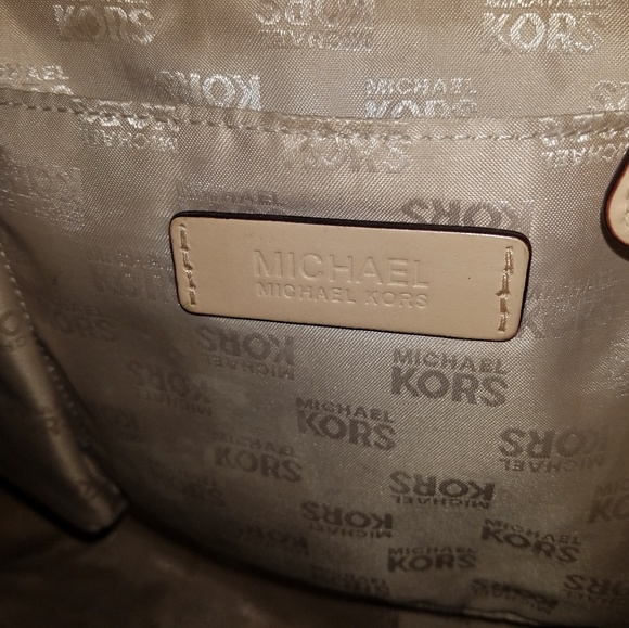 Michael Kors | Bags | Authentic Michael Kors Hand Bag | Poshmark